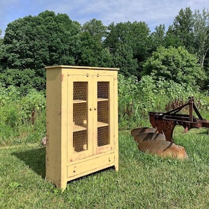 Handmade Shaker Pie Safe With Wire Doors: Farmhouse Kitchen Pantry - Etsy