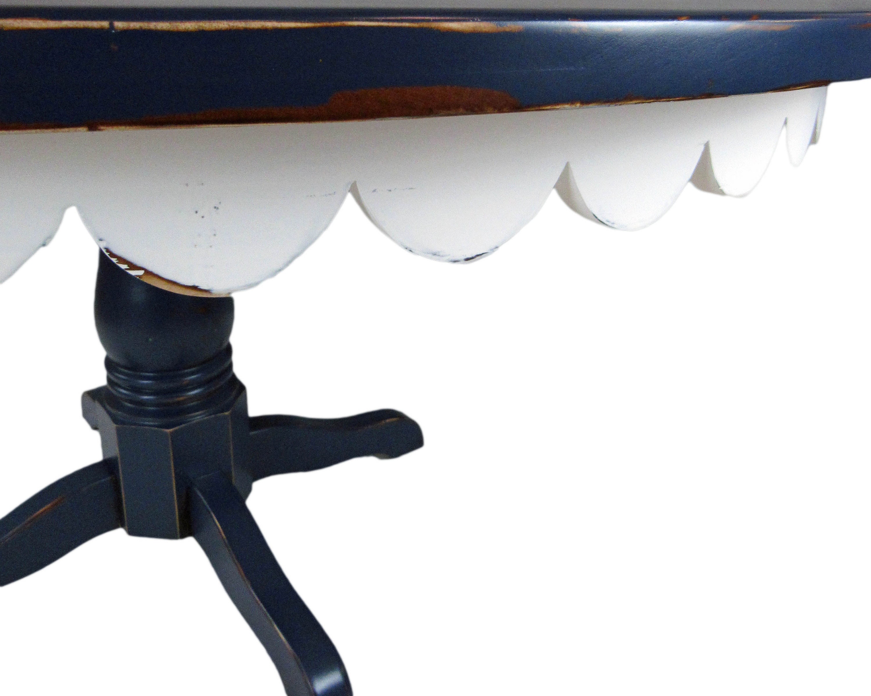 60 Round Cottage Style Dining Table Banquette Table Pedestal Dining ...