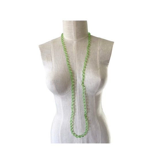 Vintage bright green plastic cut glass style single s… - Gem