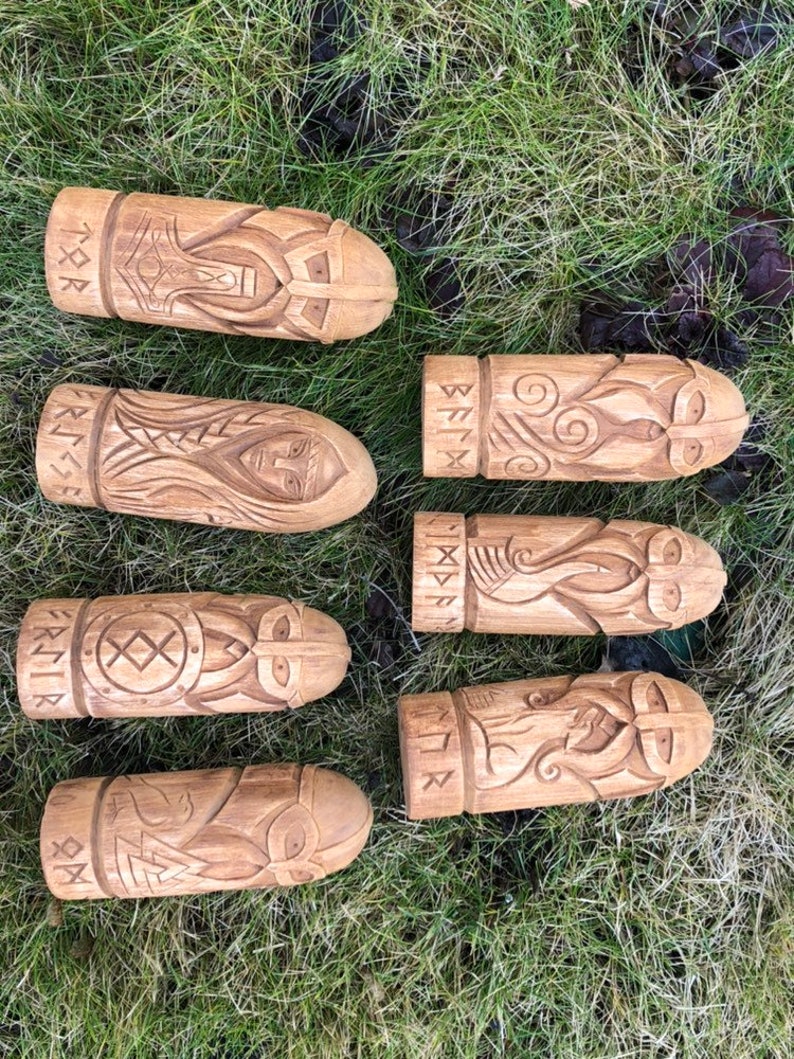 Thor figurine Hand-carved wooden statue Thor / Thors hammer. | Etsy