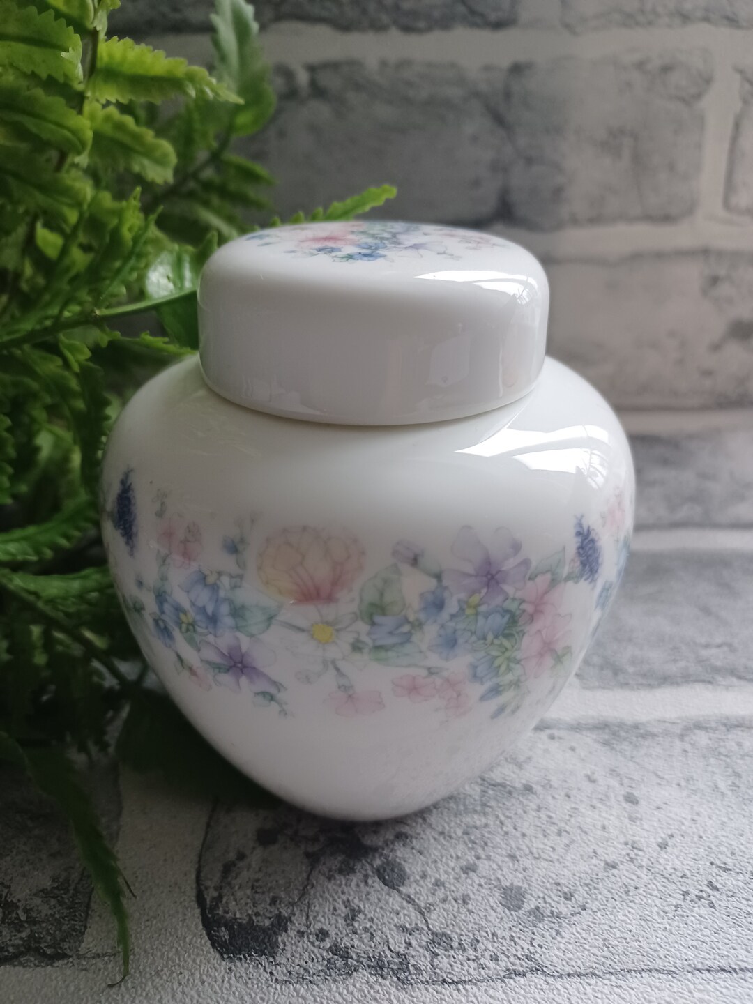 Wedgewood "angela" Ginger Jar - Etsy