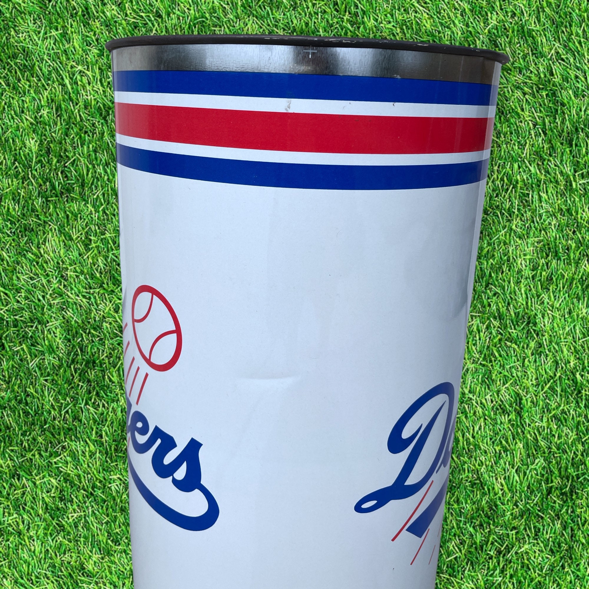 Vintage 80’s Los Angeles Dodgers Metal Trash Can! - Etsy