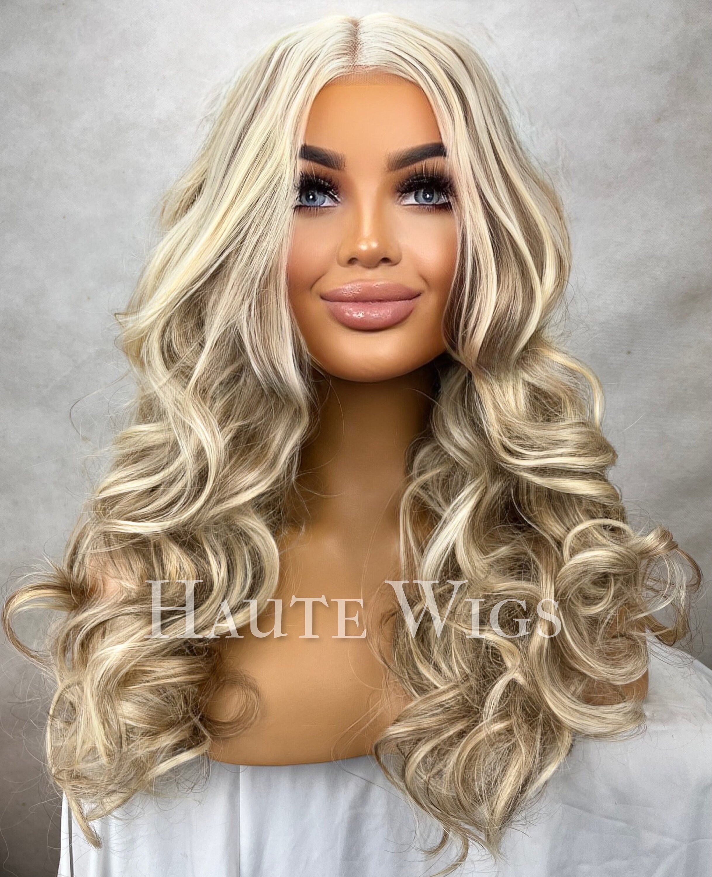 Long silver blonde wig store
