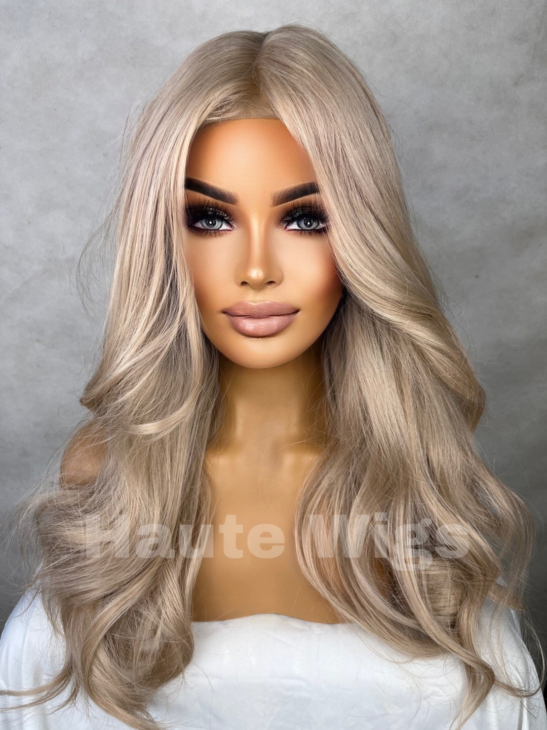 Malibu 20 Inch Wavy Natural COOL Tone Ash Blonde Wig No Ombré Womens ...