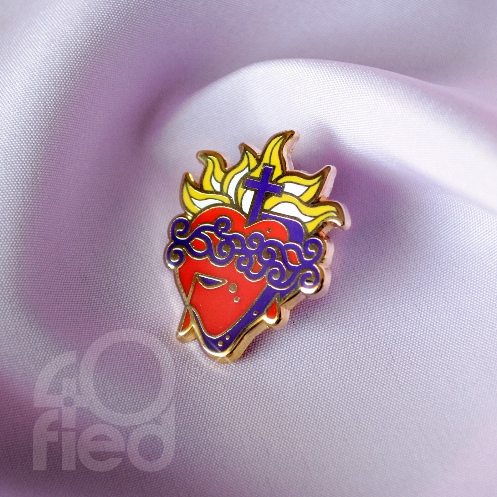 Sacred Heart of Jesus Lapel Pin - Etsy
