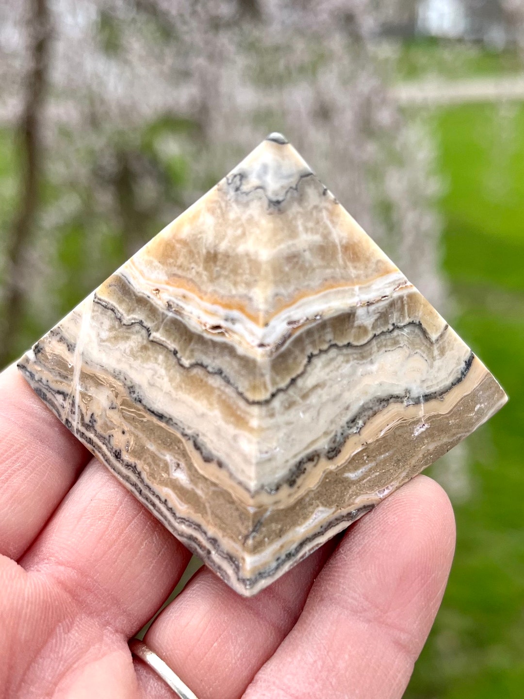 Banded Calcite Pyramid | Hand Carved Banded Calcite Pyramid 106 Grams ...