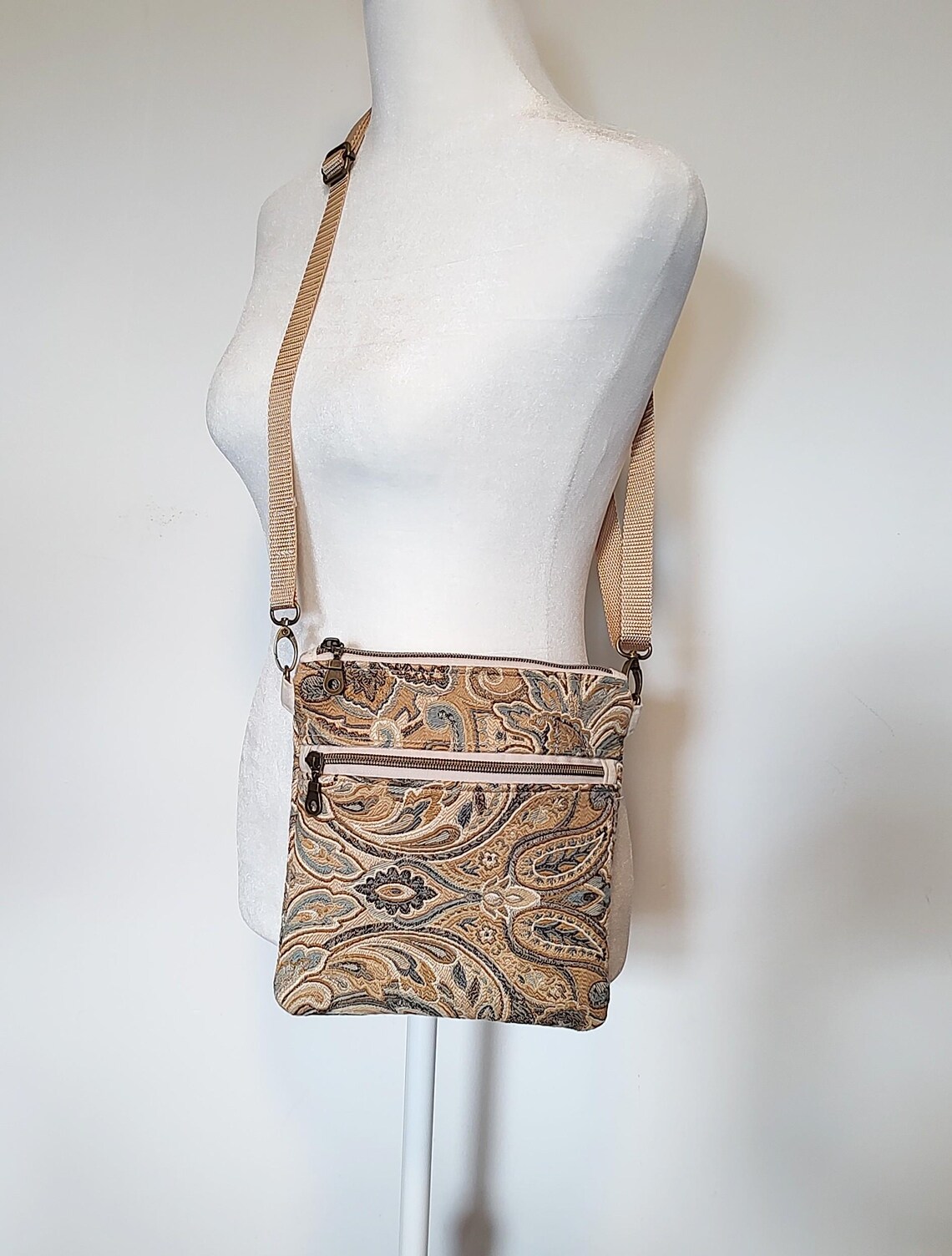 Tapestry Crossbody Bag, Tapestry Bag, Evening Bag, Cream Bag, Paisley ...