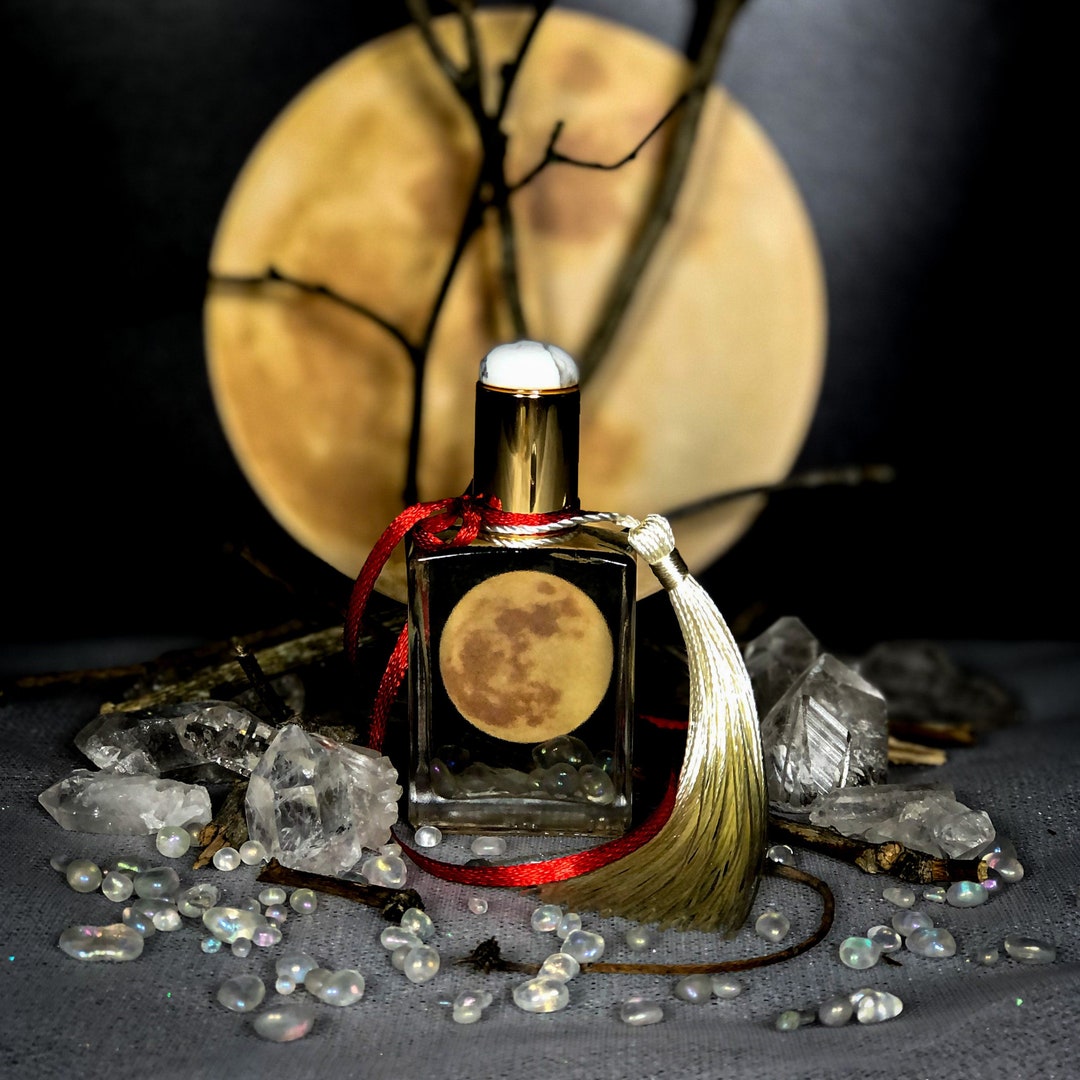 Frosted Vanilla Moon Perfume: Magickal Mood Elevator, Roller Applicator ...