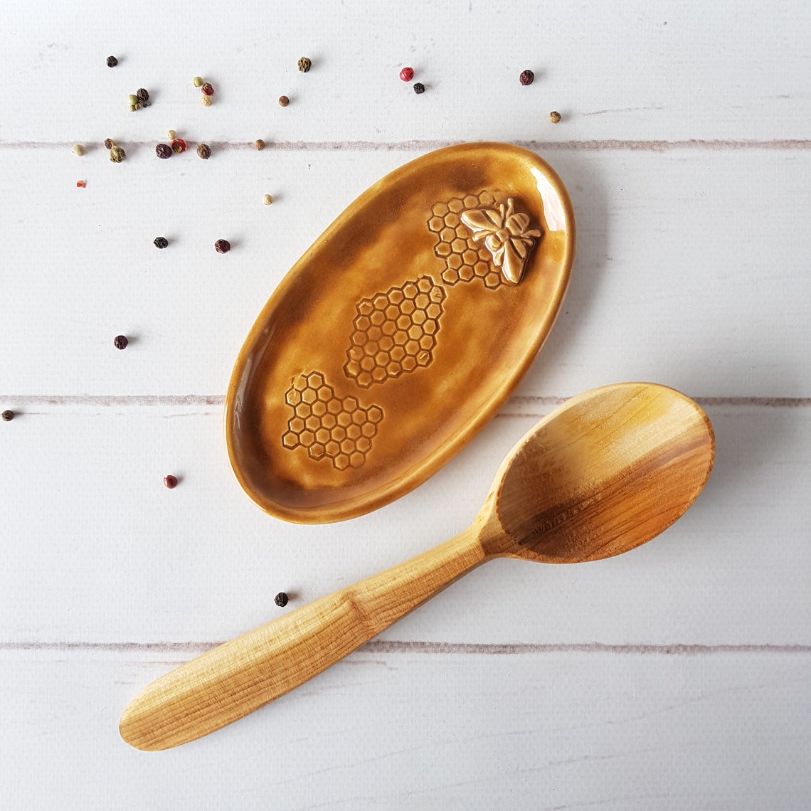 Ceramic bee with honeycomb spoon rest handmade Kitchen yellow | Etsy