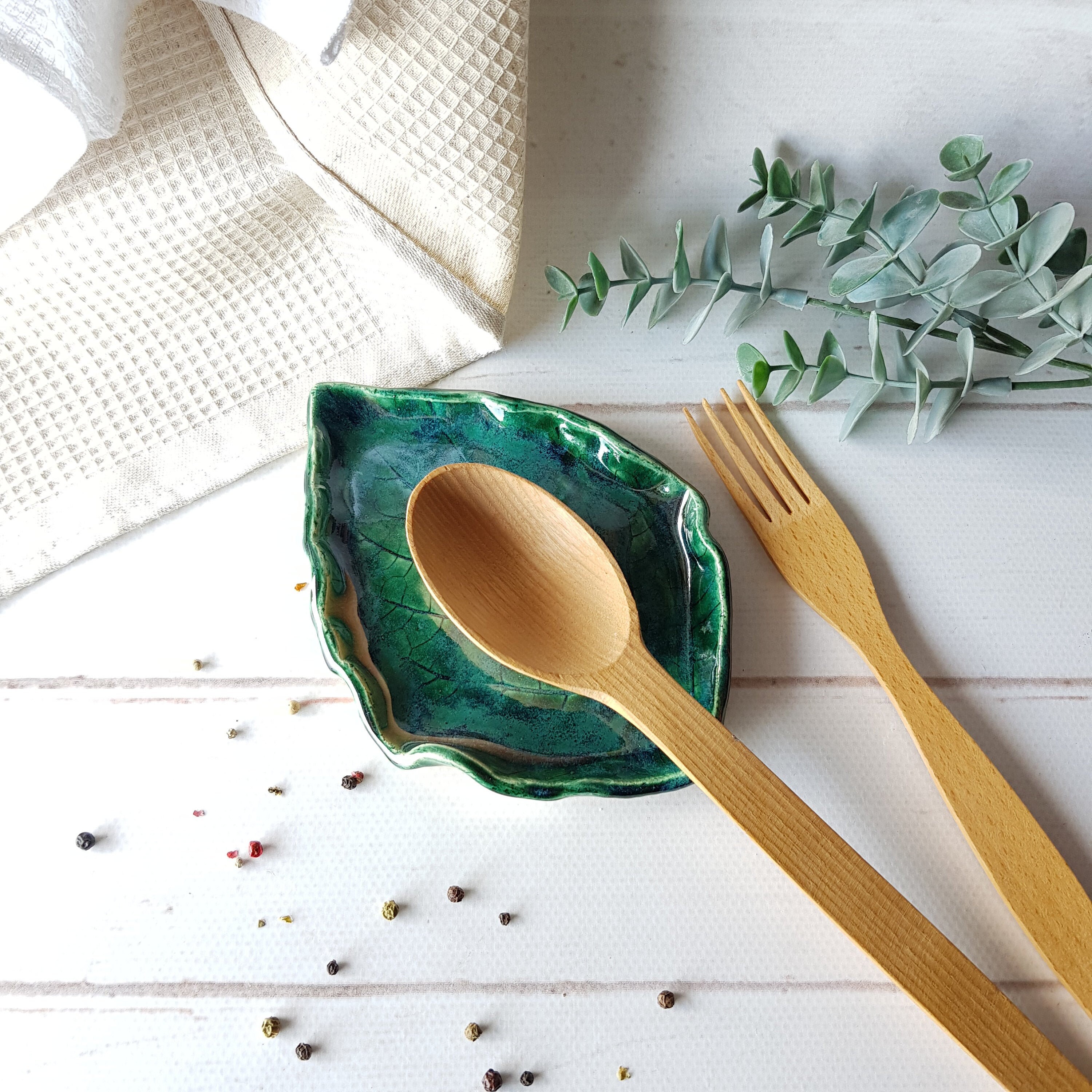 Ceramic Leaf Spoon Rest Emerald Green Spoon Rest Pottery Utensil Holder ...