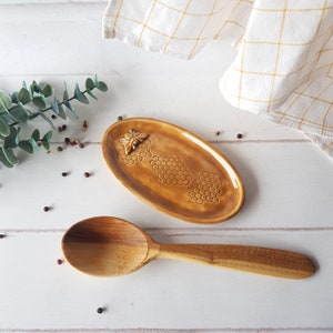 Ceramic Bee With Honeycomb Spoon Rest Handmade Kitchen Yellow Spoon ...