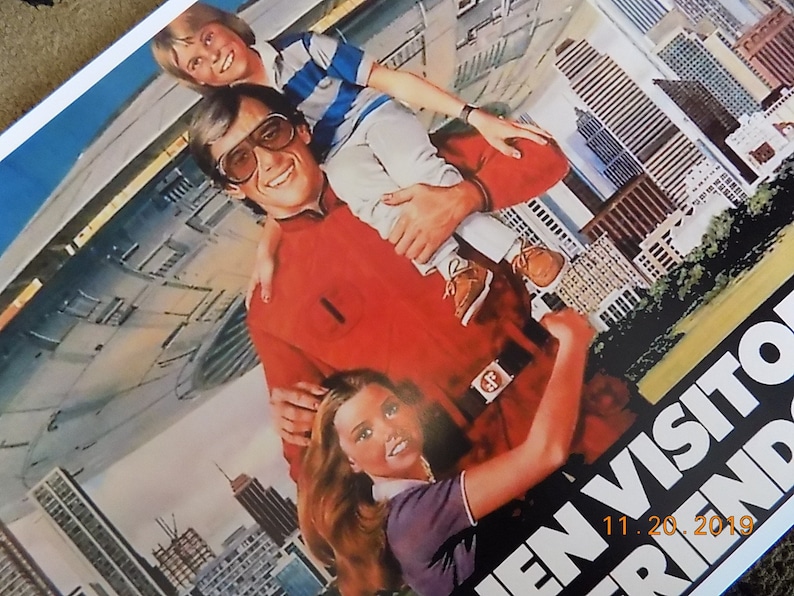 V visitor propaganda Our Friends poster - Etsy.de