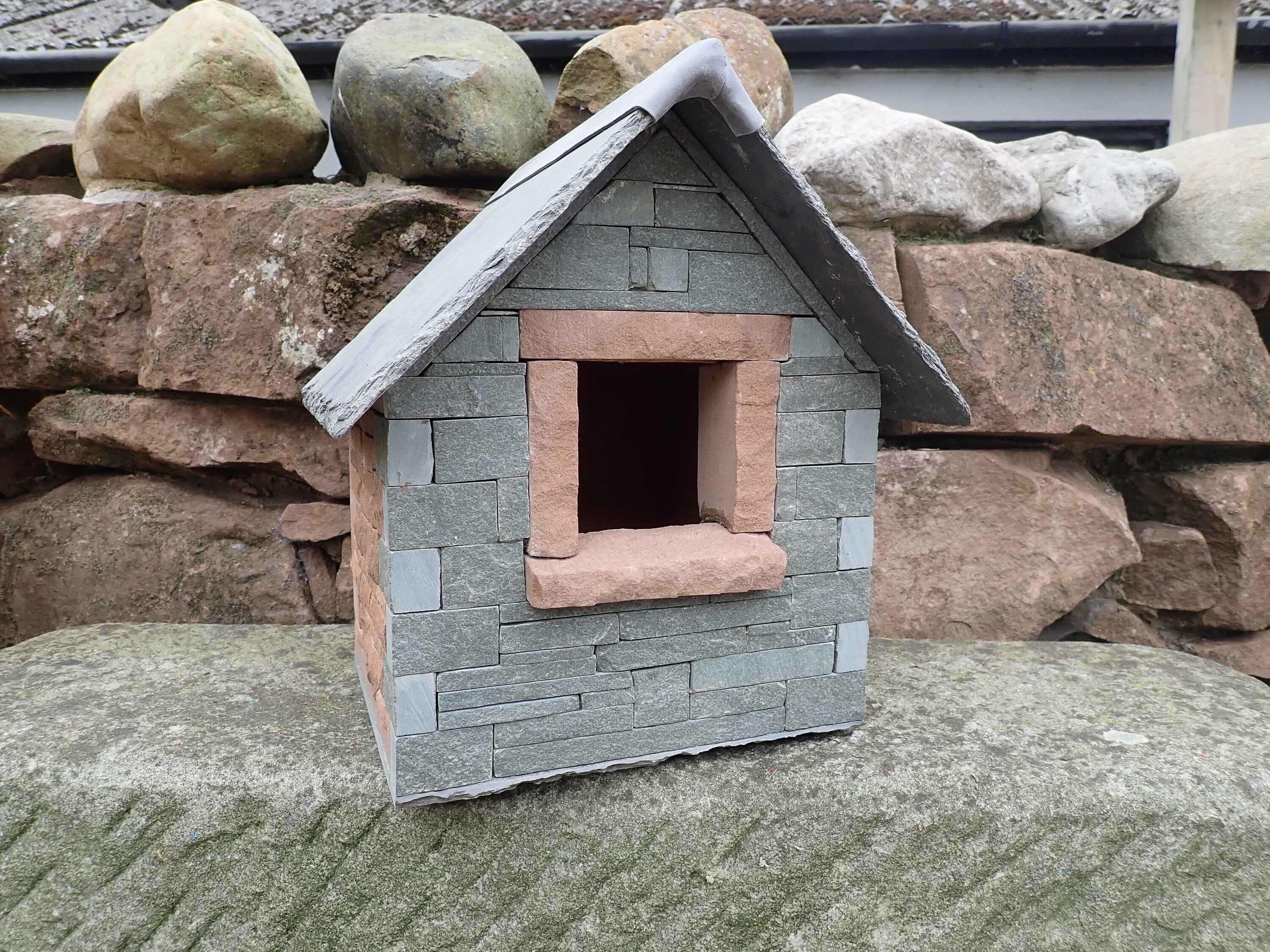 Open Fronted Birdhouse in Cumbrian Slate and Red Sandstone - Etsy UK