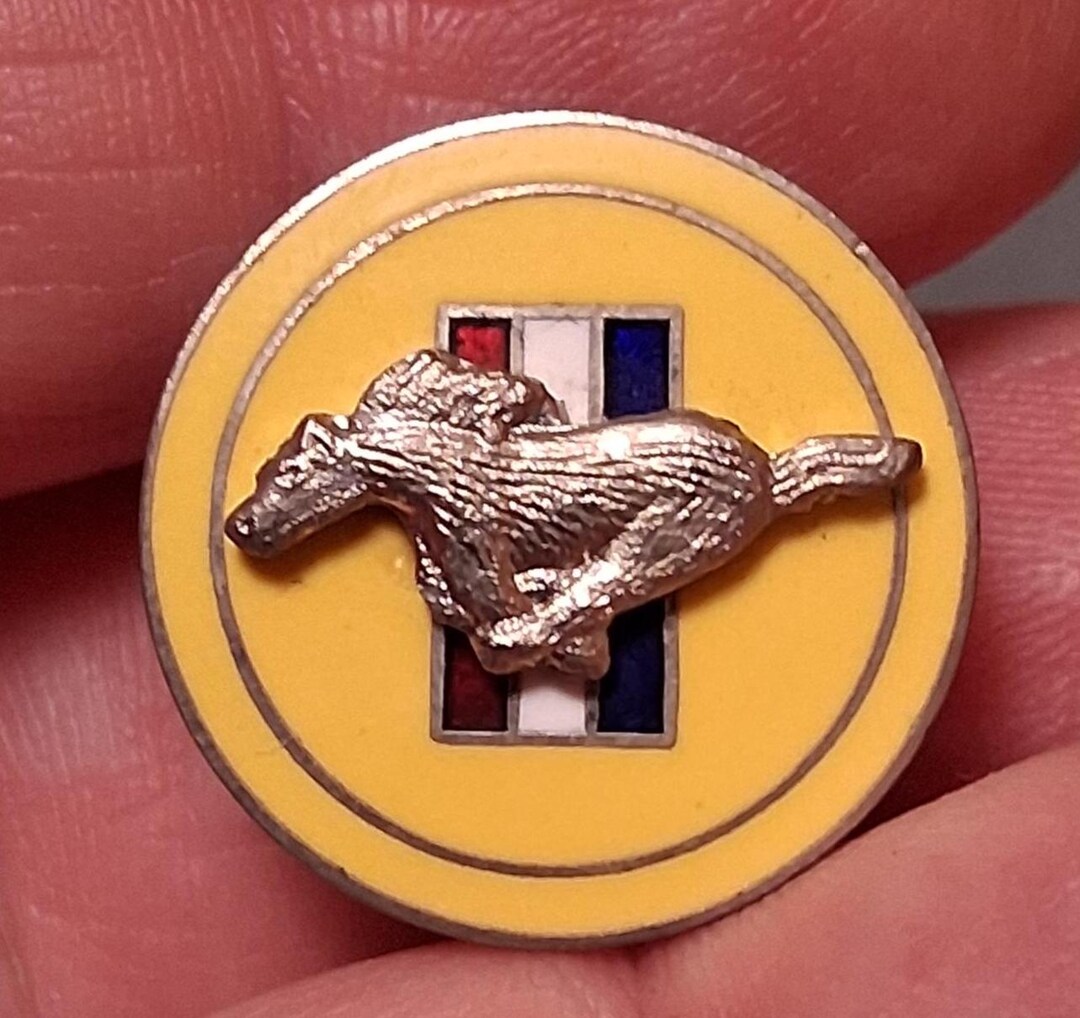 Ford Mustang Lapel Pin Yellow Enamel Gold Tone Round Pony Logo Tie Tack ...