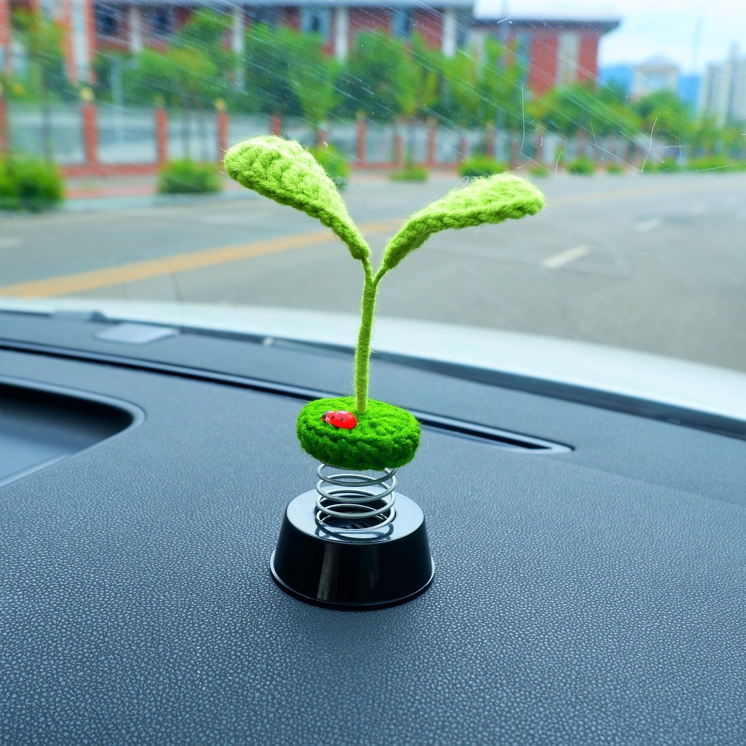 Crochet Leaf Sprout Car Dashboard Decor, Bobblehead Sprout Car Interior ...