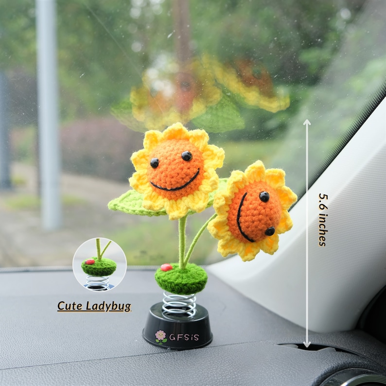 Crochet Conjoined Sunflower Car Dashboard Decor, Bobblehead Smiley ...