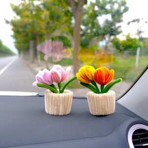 Chenille Tulip Car Dashboard Decor, Bobblehead Tulip Potted Plant Car ...