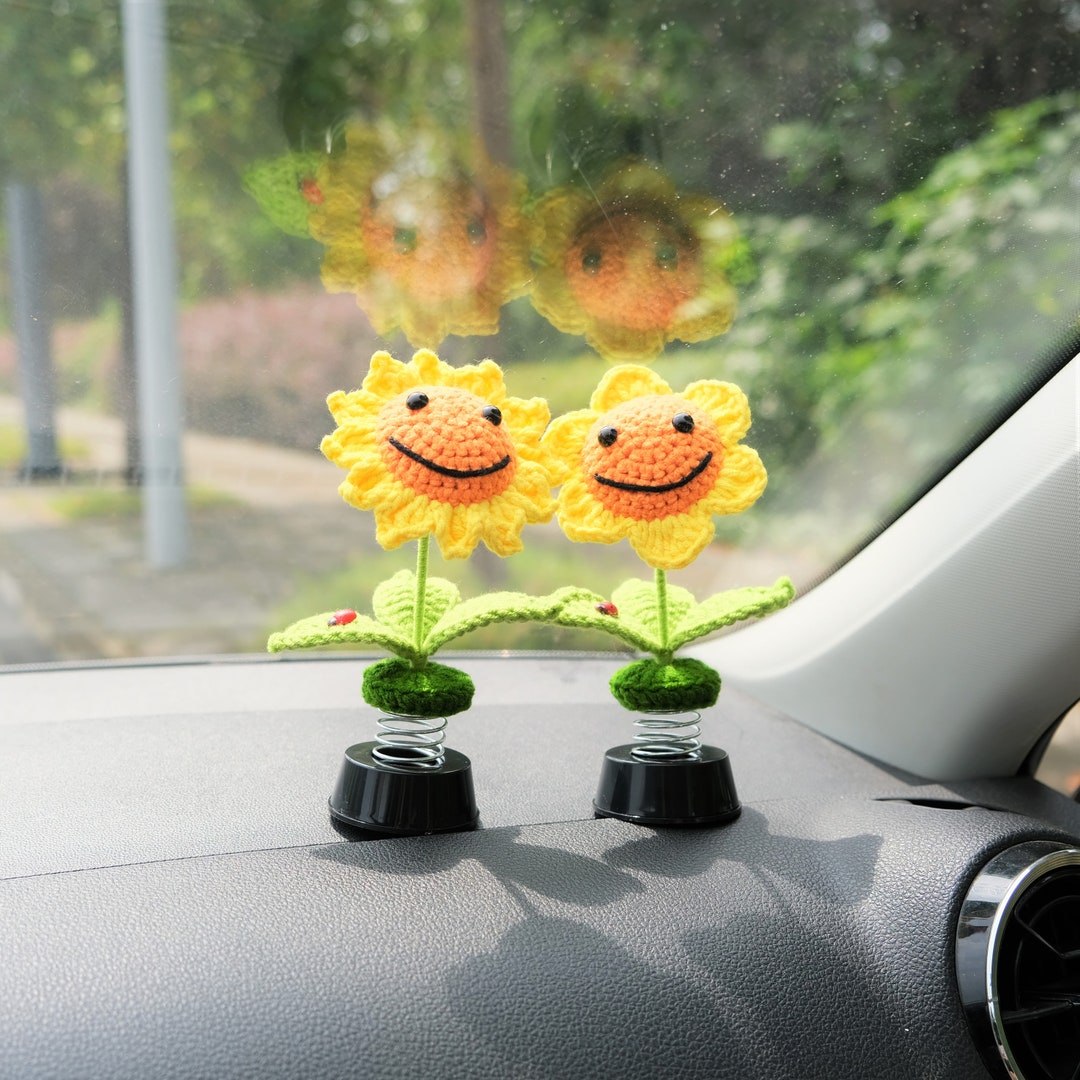 Crochet Smiley Sunflower Car Dashboard Decor, Bobblehead Sunflower Car ...