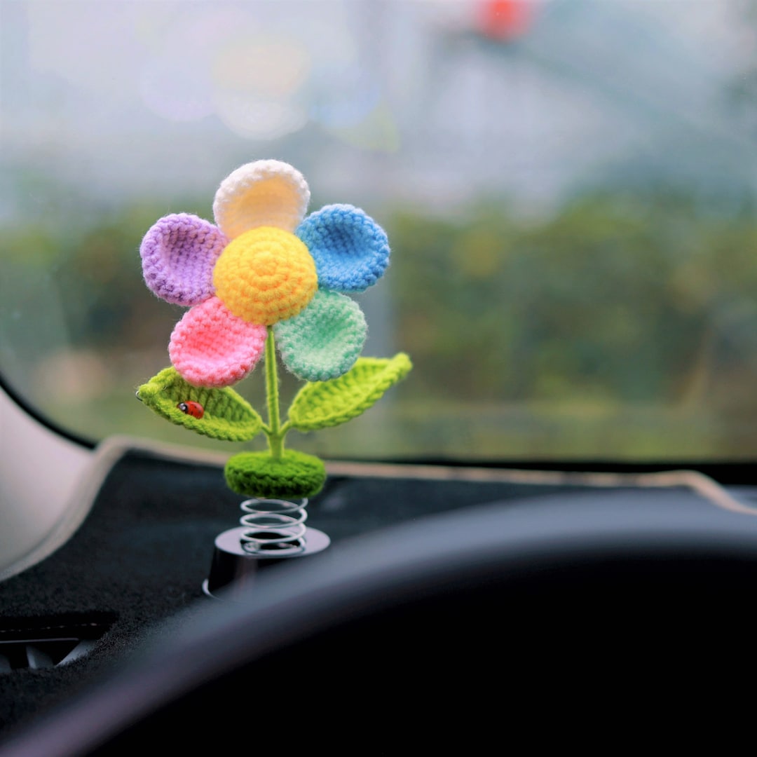 Crochet Rainbow Flower Car Dashboard Decor, Car Bobblehead Dashboard ...