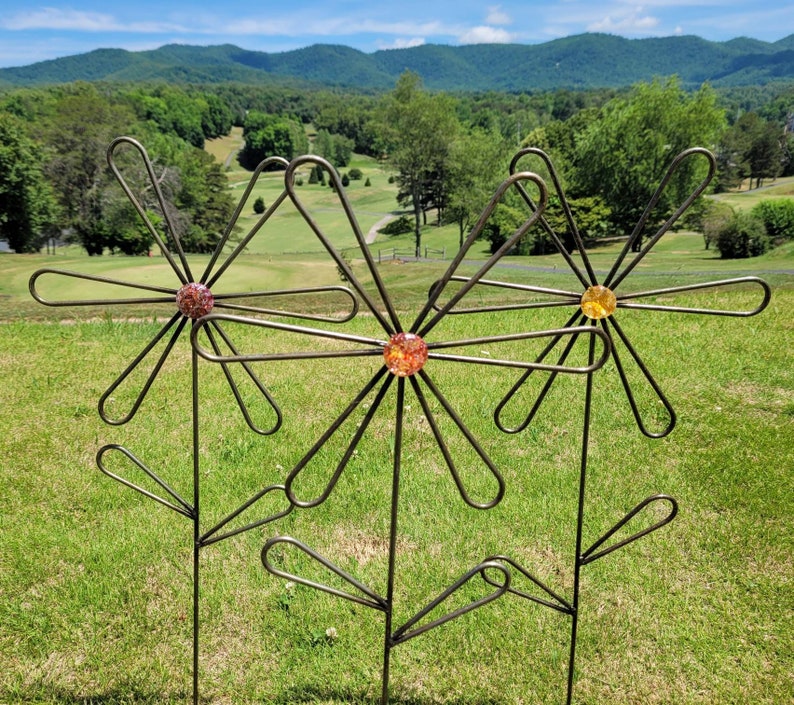 Yard Art Flower Garden Art Flower Yard Art Daisy Garden - Etsy