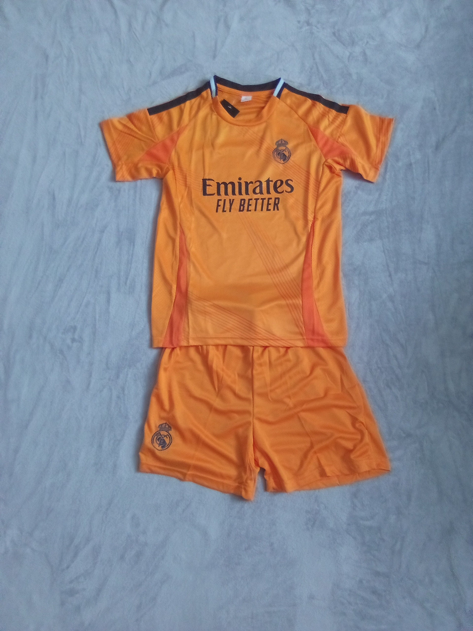 Real Madrid CF Away Kids Customizable Kit - Etsy