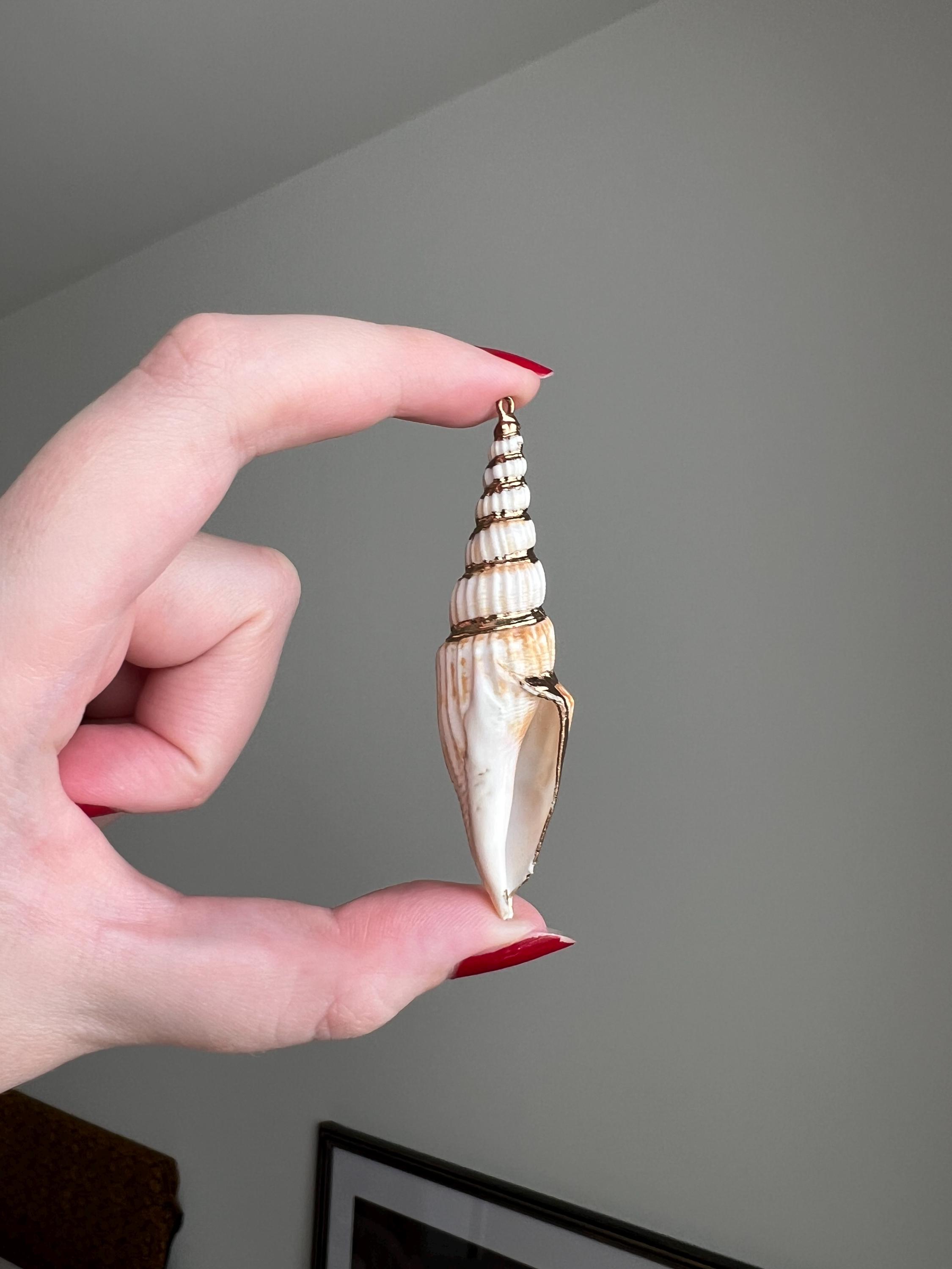 White Vintage Spiral Shell Pendant Painted in Gold - Etsy