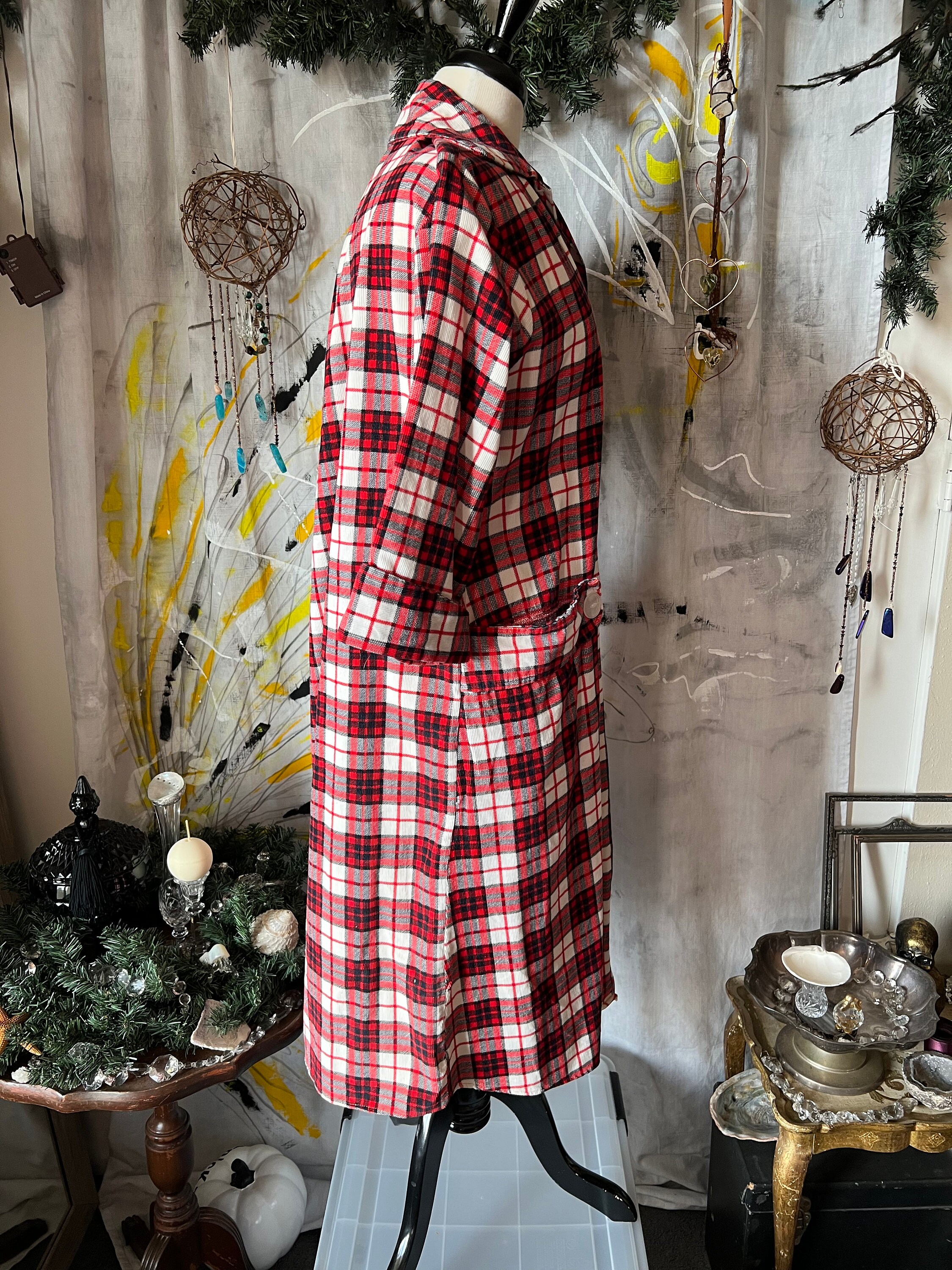 1940s Farmhouse Long Large Robe in Plaid With Original Buttons and ...