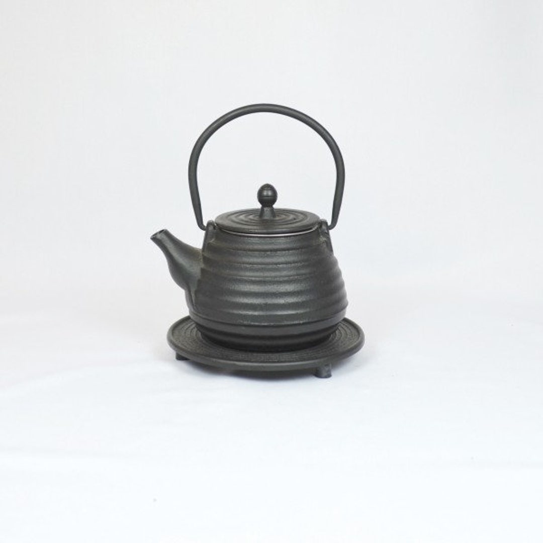 Cast Iron Teapot Iron Pot / Hub - Etsy