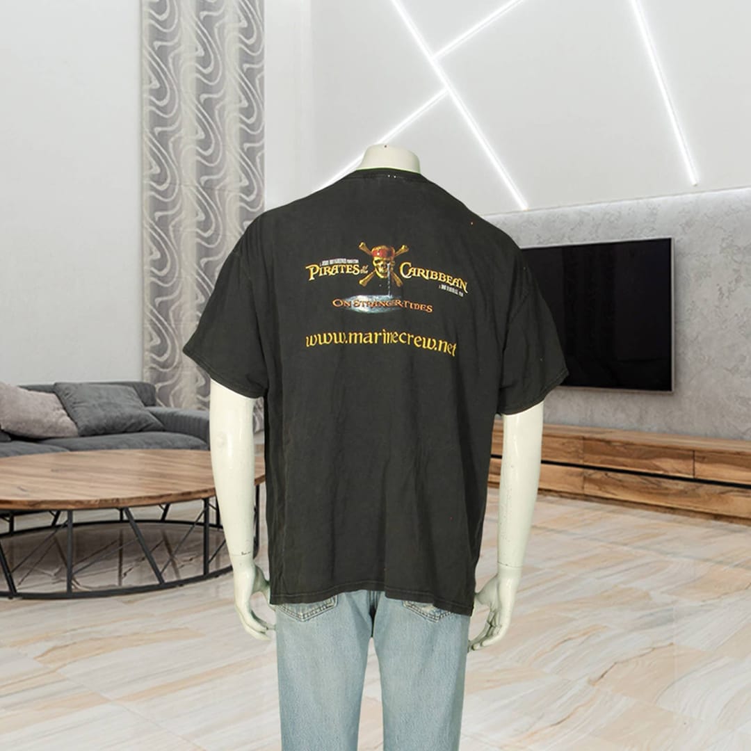 Y2K Vintage Disney Pirates of the Caribbean on Stranger Tides Crew ...