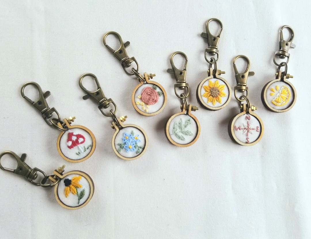 Embroidered Hoop Keychain, Hand Embroidered, Mini Wooden Hoop, Black ...