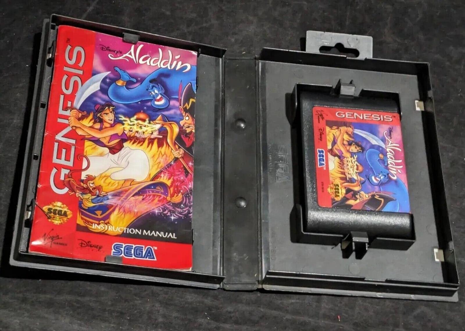 Disney's Aladdin Sega Genesis, 1993 COMPLETE in Box Manual Game WORKS ...