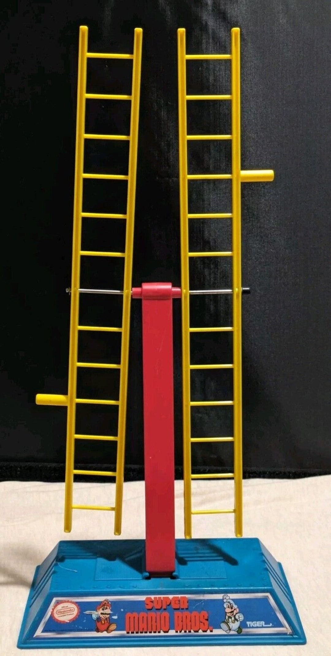 Vintage 1989 TIGER Super Mario Bros. the Great Ladder Race Game No ...