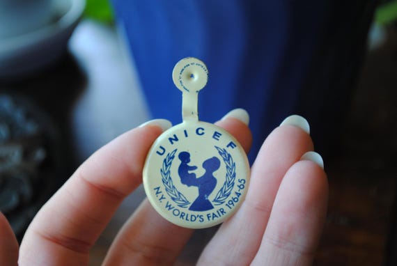 1960's UNICEF New York World's Fair 1964-65 Fold Tab … - Gem