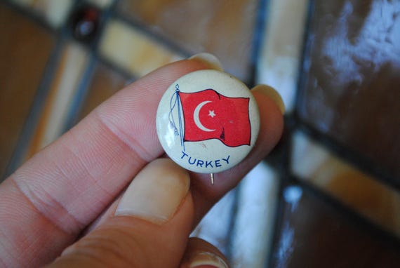 Vintage Turkey Flag Pin Back Button - Flags Of The Wo… - Gem