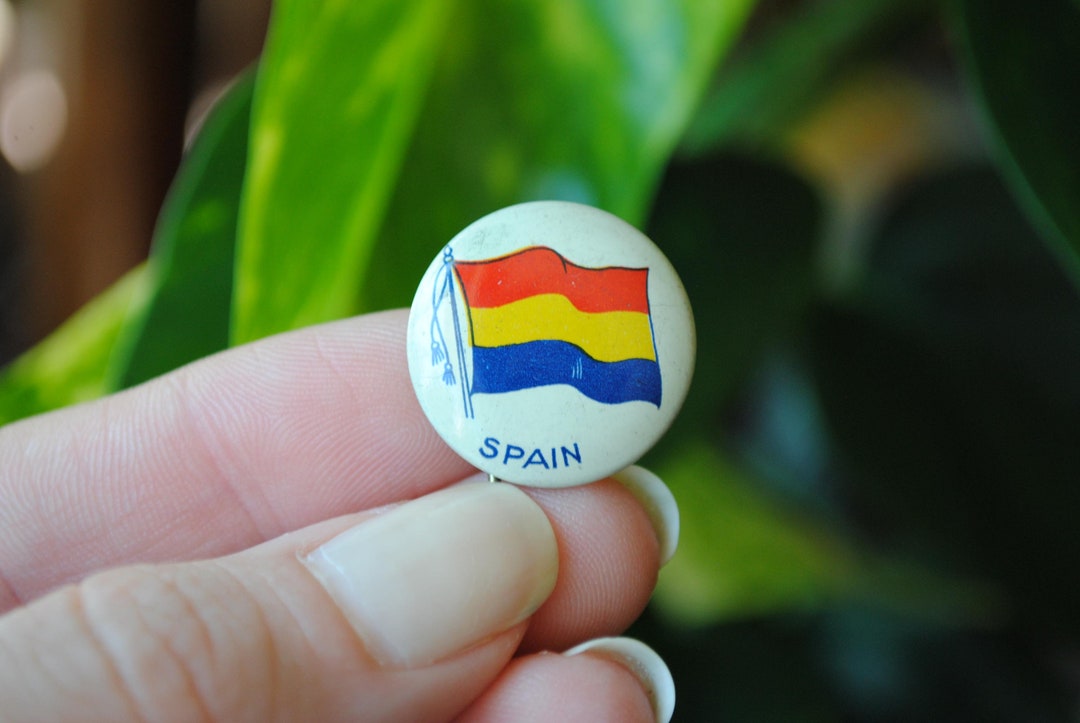 Vintage Spain Flag Pin Back Button - Flags of the World Pinback - Lapel ...