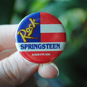 Vintage Bruce Springsteen KISW FM 100 Pin Back Button 1980's Rock ...