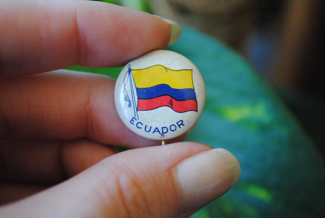 Vintage Ecuador Flag Pin Back Button Flags of the World Pinback Lapel ...