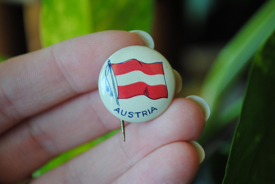 Vintage Austria Flag Pin Back Button Flags of the World Pinback Lapel ...