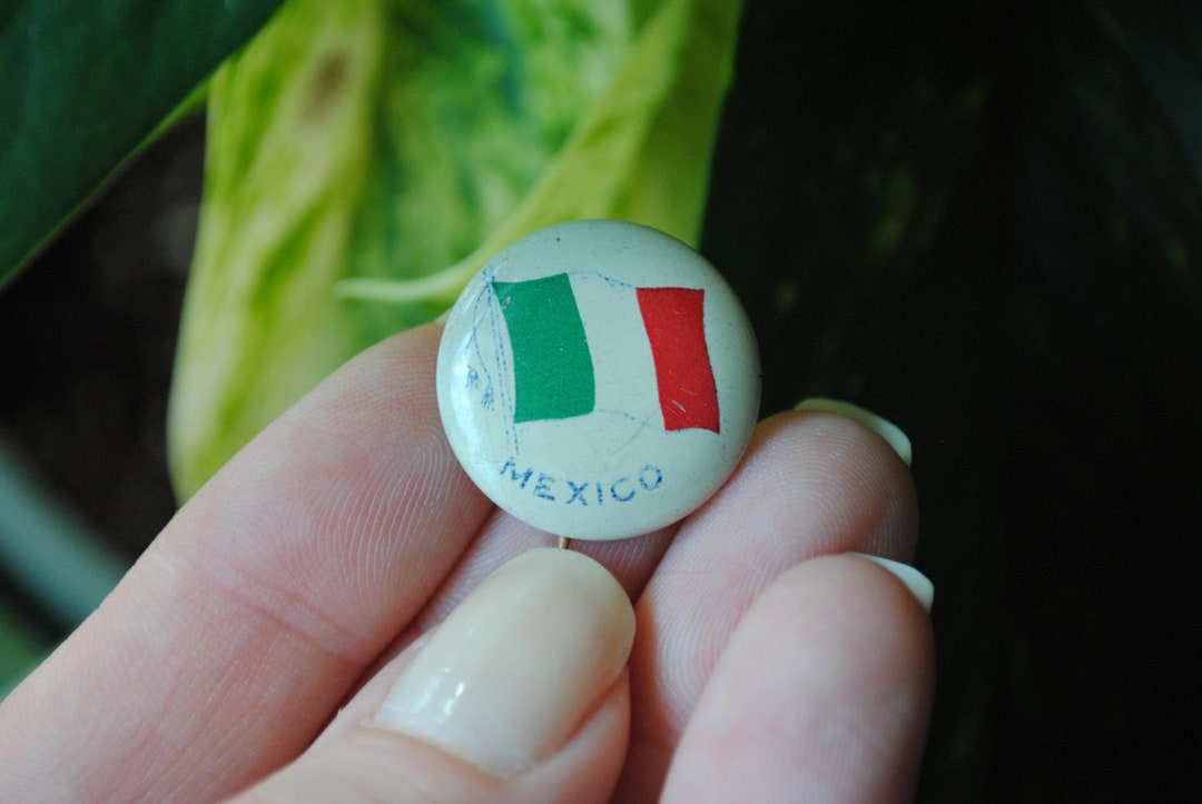 Vintage Mexico Flag Pin Back Button Flags of the World Pinback Lapel ...