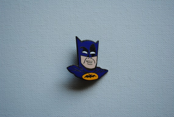 Vintage Bat Kids Fan Club Pin - Enamel Pin - Batman C… - Gem