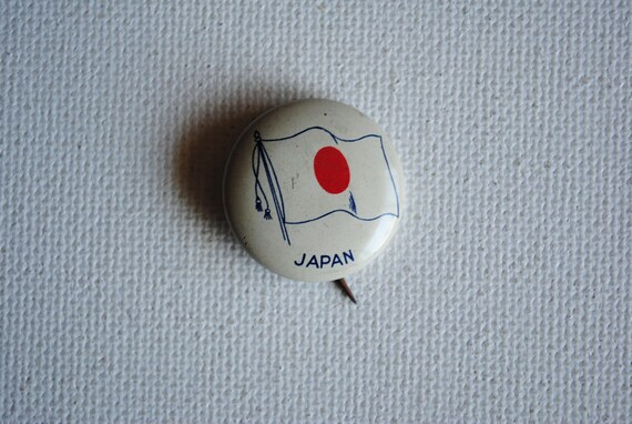 Vintage Japan Flag Pin Back Button - Flags Of The Wor… - Gem