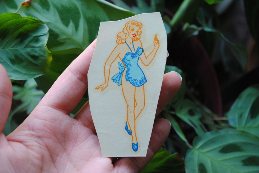 Original Pin up Decal - Retro Window Sticker - Blonde in Apron ...