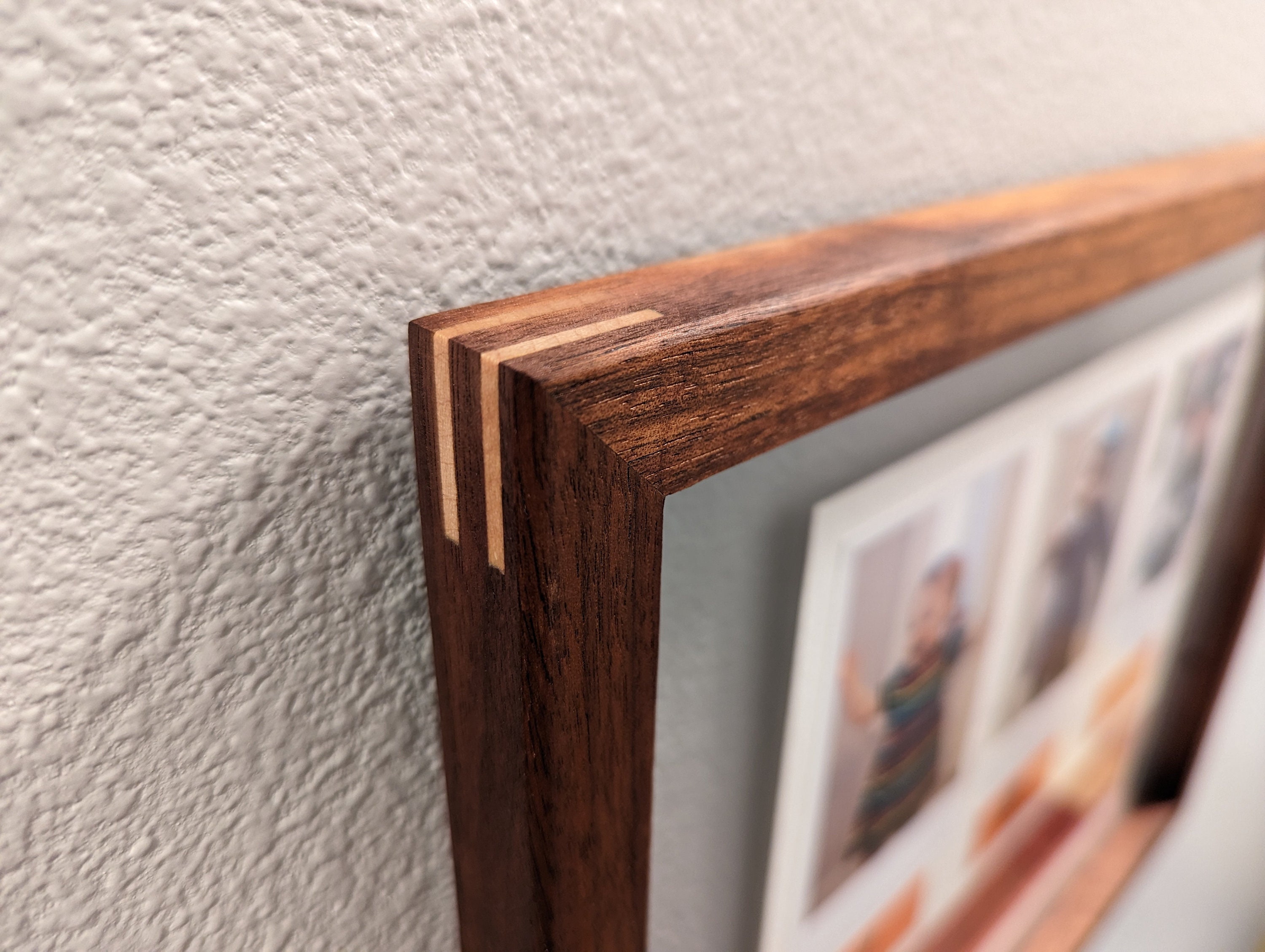 Frame 03 Walnut With Maple Splines Floating Artwork Handmade Picture ...