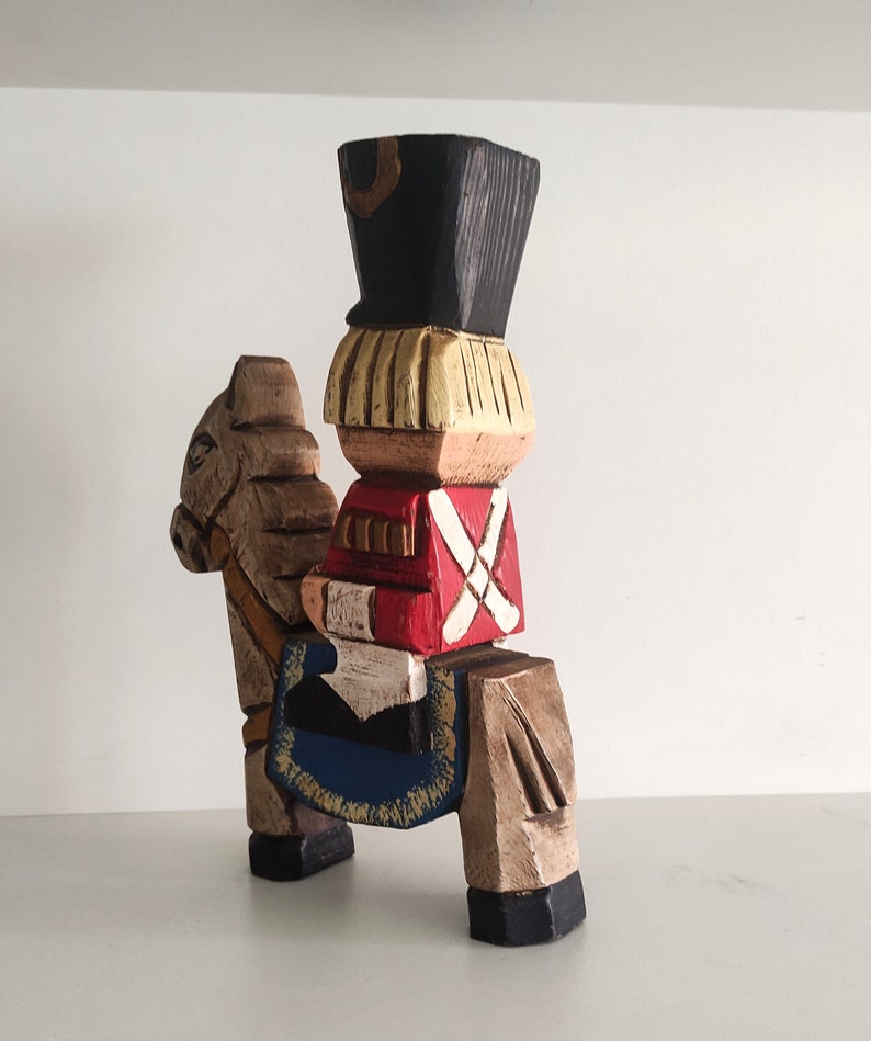 Vintage Carved Wood British Soldier, Hand Carved Wood Soldier, Red Coat ...