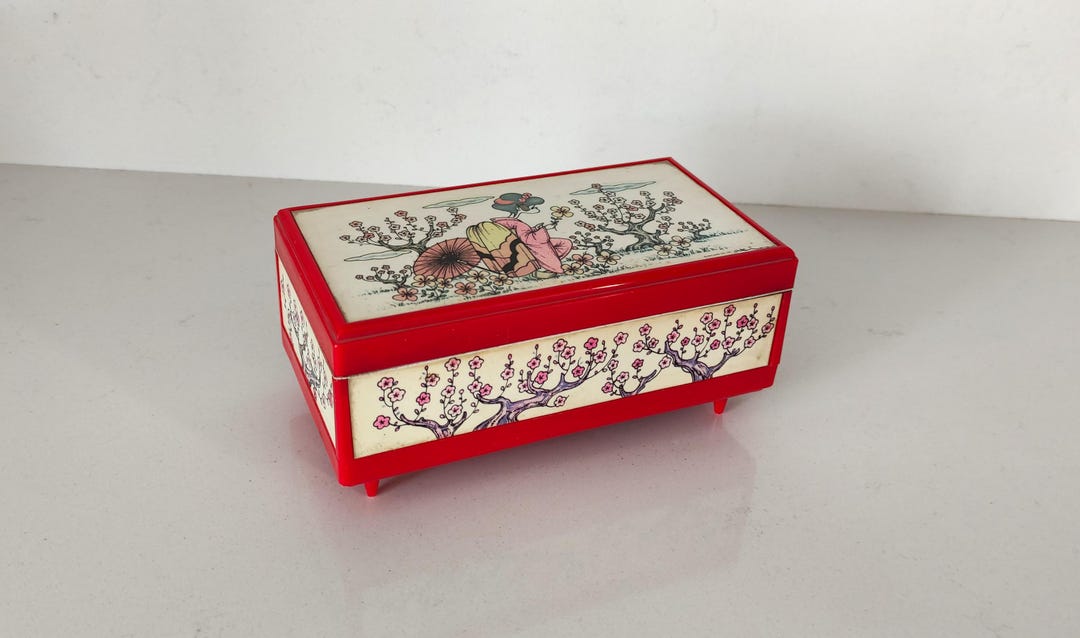 Vintage Lady Mate Music Box, Japanese Music Jewelry Box, 1970ies Lady ...