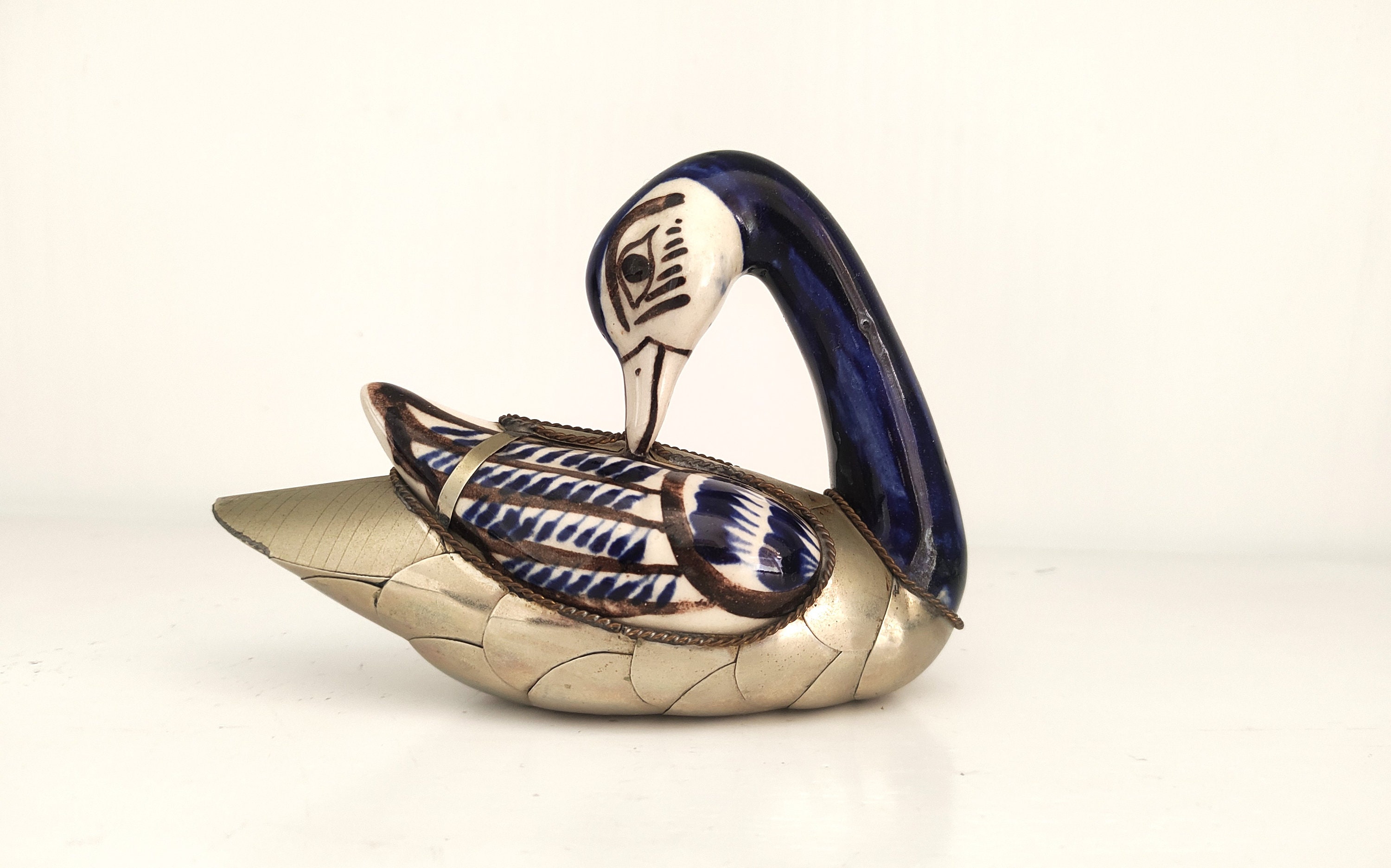 Vintage Ceramic Swan Figurine, Mexican Ceramic, Painted by Hand ...