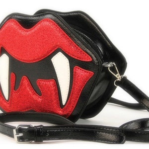 Vampire Lips Purse - Etsy