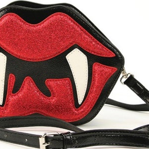 Vampire Lips Purse - Etsy
