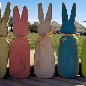 Rustic Wood Bunnies for Spring and Easter / Easter Decor/primitive ...