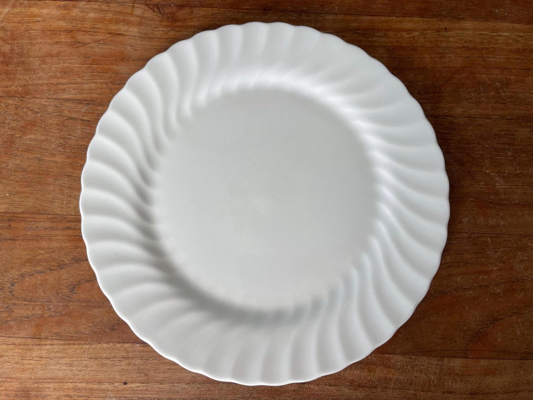 A Gorgeous Vintage Wedgwood Candlelight-bone China- Dinner Plate ...